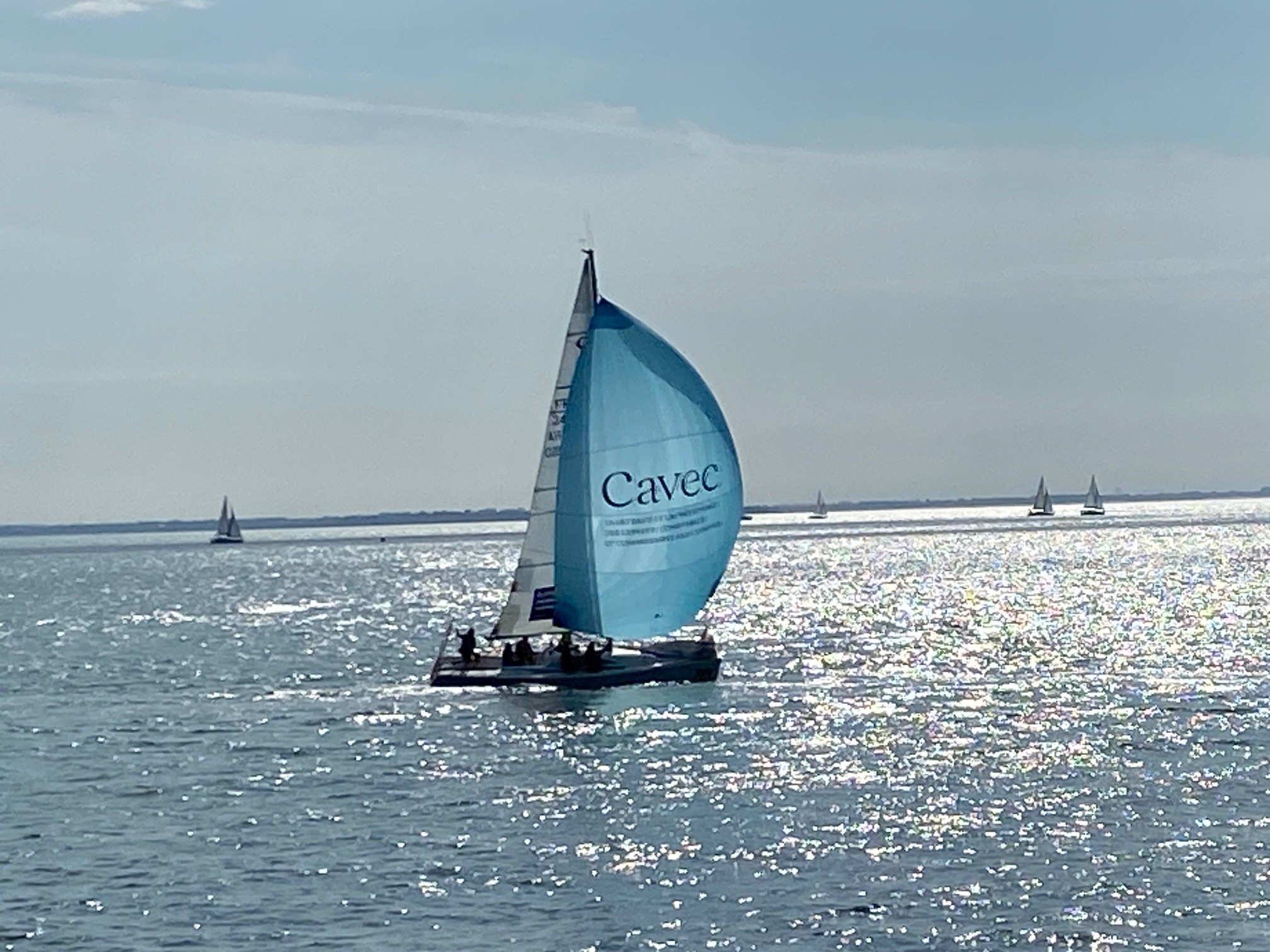 La Cavec hisse haut ses couleurs au Challenge voile des experts ...